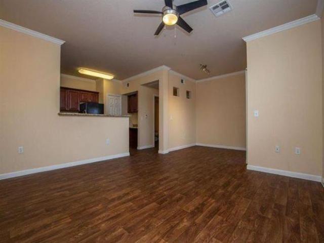 2 Br, 2 bath, Apartment 4255 E Pecos Rd