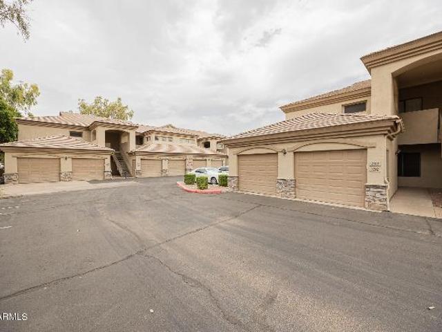 2 Br, 2 bath, Apartment 4200 N 82nd Street