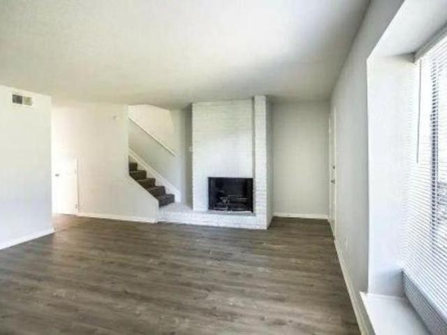 2 Br, 2 bath, Apartment 420 Beasley Rd