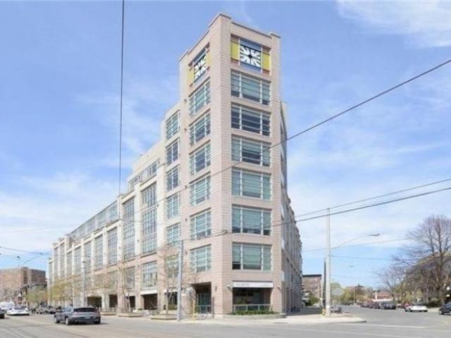2 Br, 2 bath, Apartment 437 Roncesvalles Avenue