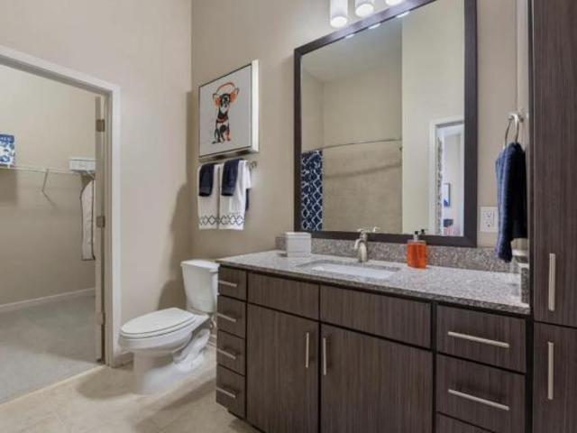 2 Br, 2 bath, Apartment 4451 Vilana Ridge