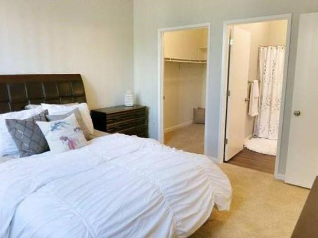 2 Br, 2 bath, Apartment 4501 Alhambra Dr