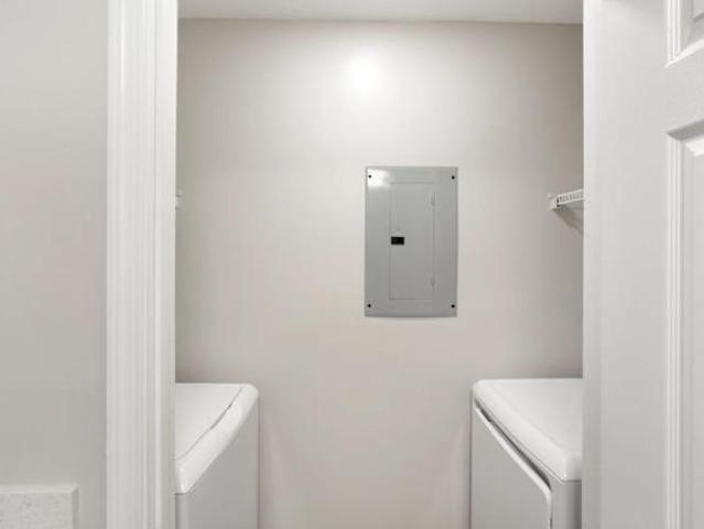 2 Br, 2 bath, Apartment 4501 MS 39
