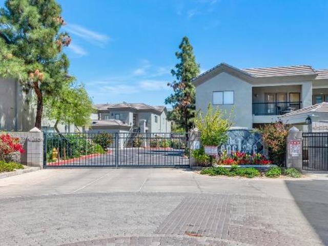 2 Br, 2 bath, Apartment 4533 N 22nd Street