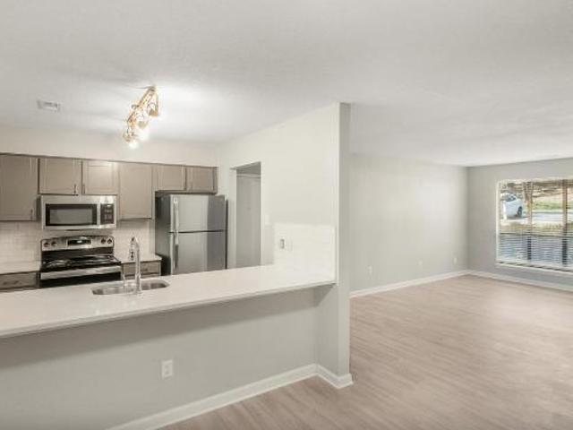2 Br, 2 bath, Apartment 4655 Hope Valley Rd