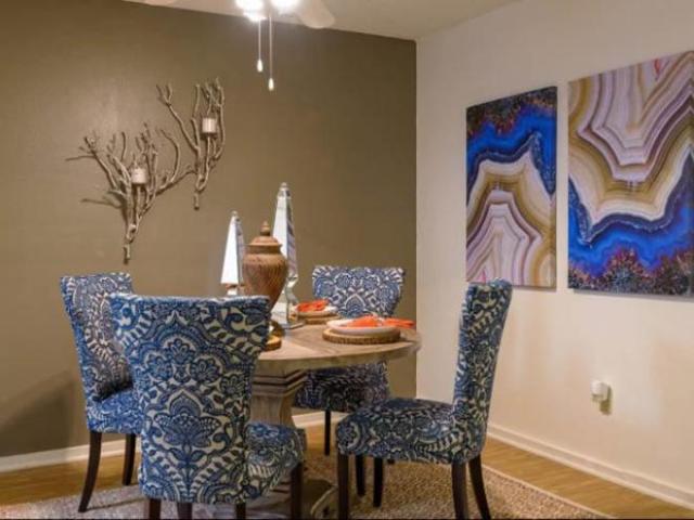 2 Br, 2 bath, Apartment 4612 Dansey Dr