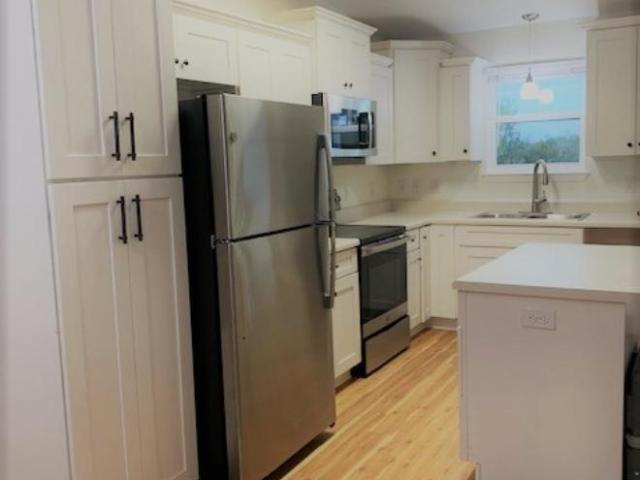 2 Br, 2 bath, Apartment 4616 Crossing Court