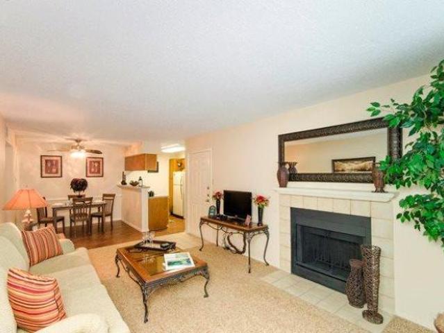2 Br, 2 bath, Apartment 4624 Windstone Drive
