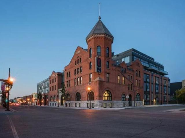 2 Br, 2 bath, Apartment 475 George Street North