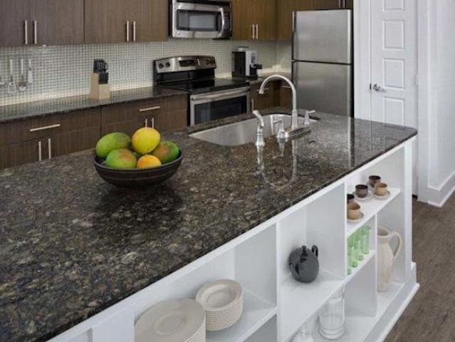 2 Br, 2 bath, Apartment 477 Wilmer St NE