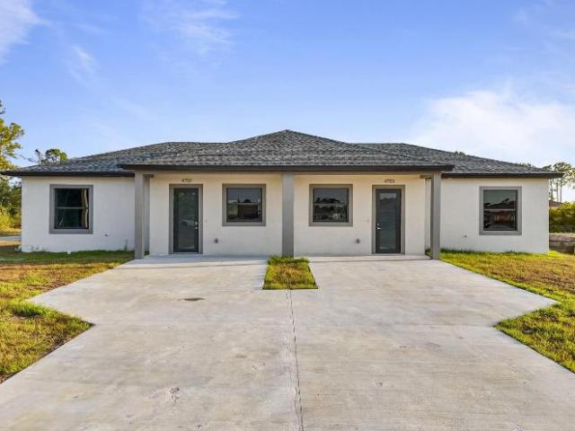 2 Br, 2 bath, Apartment 4703 Leonard Boulevard South