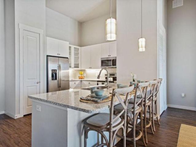 2 Br, 2 bath, Apartment 4800 Printers Way