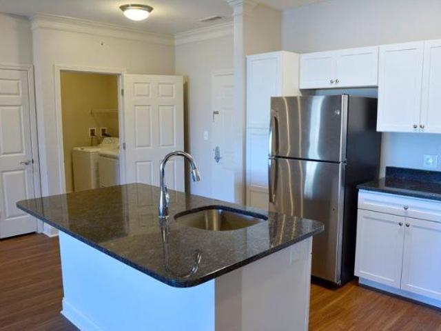 2 Br, 2 bath, Apartment 499 Boston Road