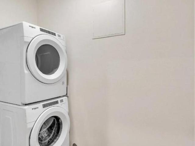 2 Br, 2 bath, Apartment 500 Ferry St