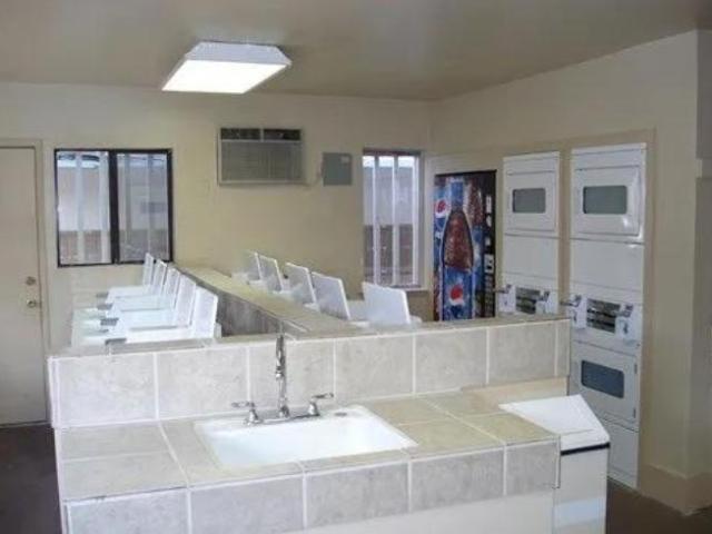 2 Br, 2 bath, Apartment 5018 Marconi Ave