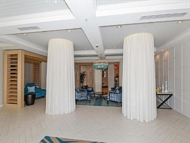 2 Br, 2 bath, Apartment 501 NE 5th Street