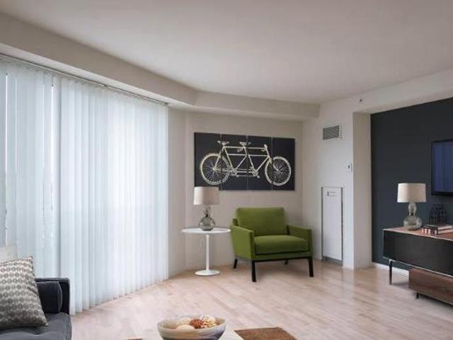 2 Br, 2 bath, Apartment 50 Park Row West