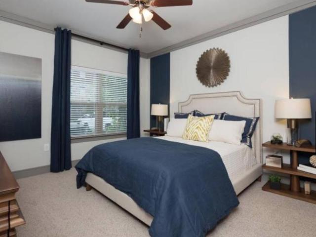 2 Br, 2 bath, Apartment 50 Venue Way