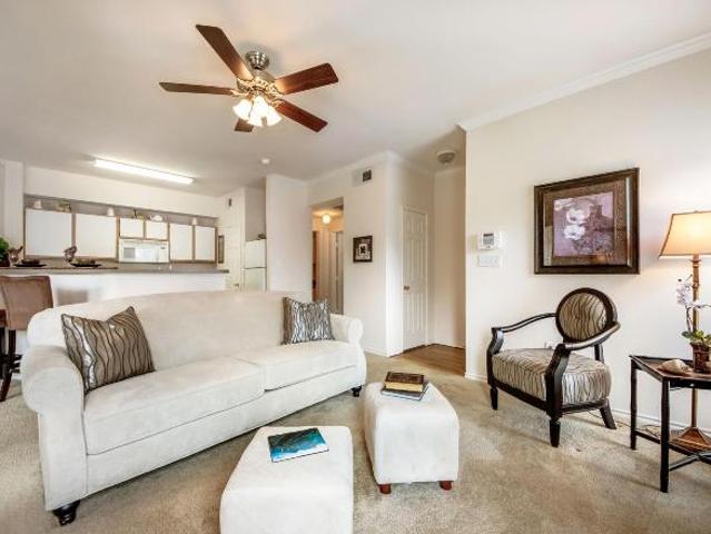 2 Br, 2 bath, Apartment 510 Indian Dr