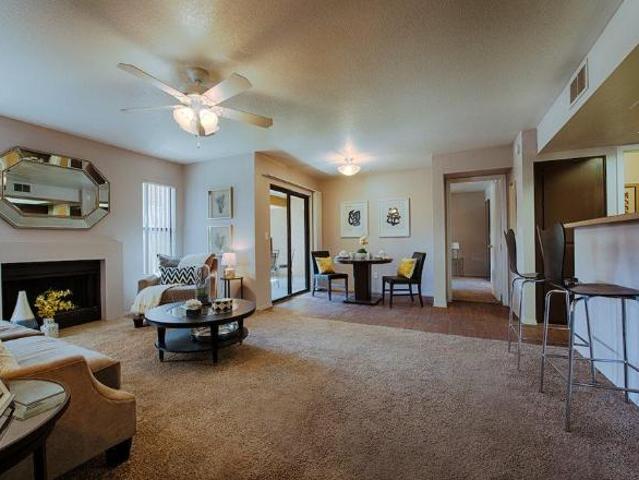 2 Br, 2 bath, Apartment 510 S Extension Rd