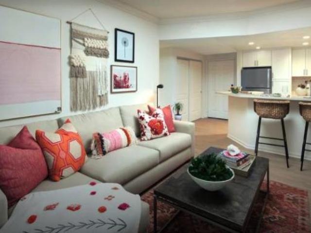 2 Br, 2 bath, Apartment 5280 Fiore Terrace