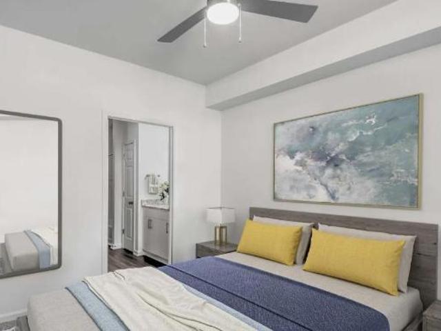 2 Br, 2 bath, Apartment 5200 Summit Manor Ln