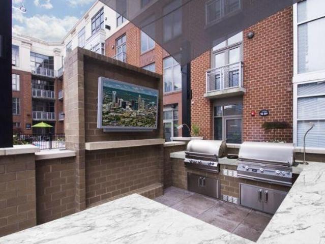 2 Br, 2 bath, Apartment 520 West 5th Street