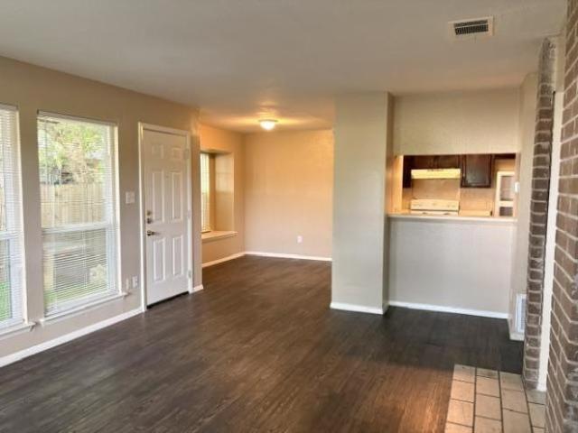 2 Br, 2 bath, Apartment 5304 Two Iron