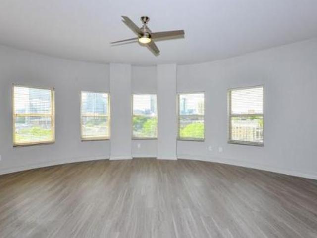 2 Br, 2 bath, Apartment 530 Piedmont ave NE