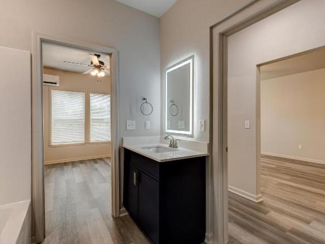2 Br, 2 bath, Apartment 5339 Us Hwy 319 South