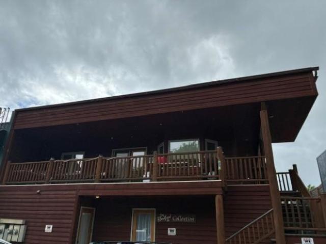 2 Br, 2 bath, Apartment 545 Electric Ave