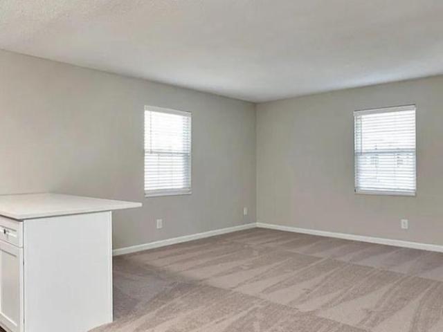 2 Br, 2 bath, Apartment 5400 Portree Place