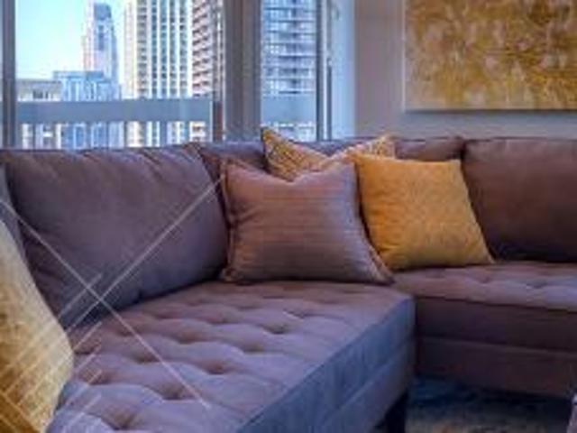 2 Br, 2 bath, Apartment 540 N State St