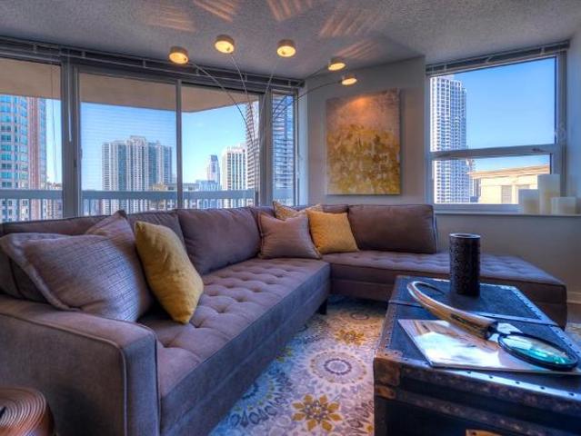 2 Br, 2 bath, Apartment 540 N State St
