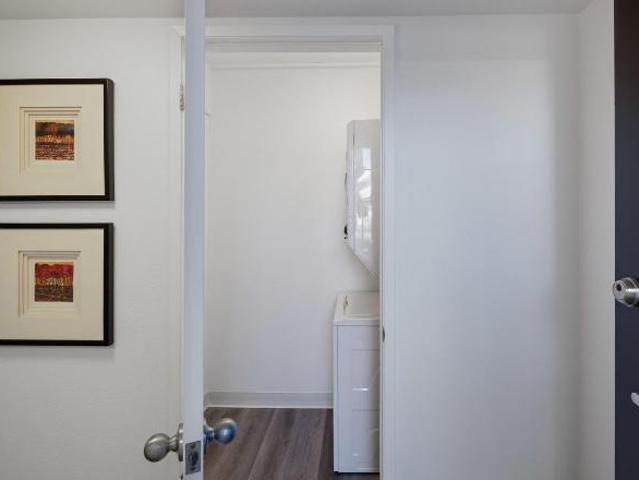 2 Br, 2 bath, Apartment 555 Laurie Lane
