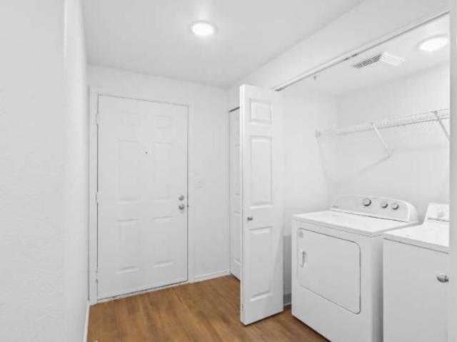 2 Br, 2 bath, Apartment 5502 NE Hidden Creek Dr