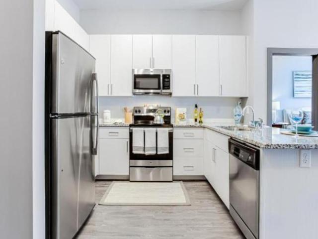 2 Br, 2 bath, Apartment 550 Northridge Pkwy