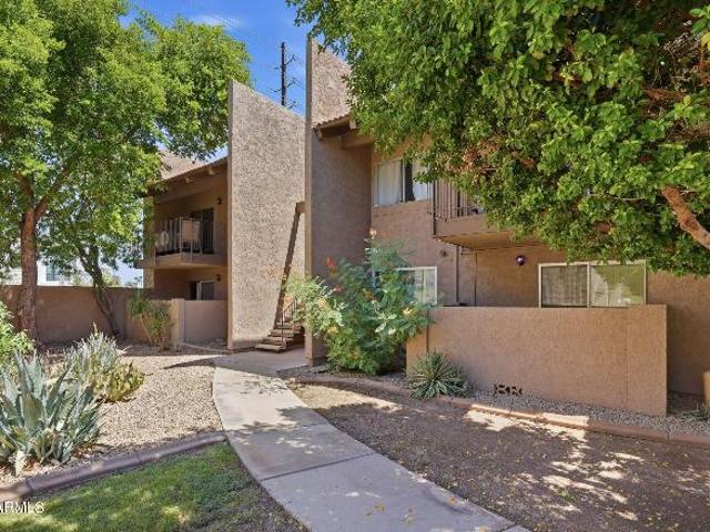2 Br, 2 bath, Apartment 5525 E Thomas Road