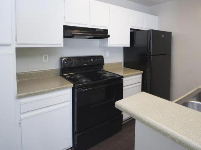 2 Br, 2 bath, Apartment 5625 Keyway Blvd