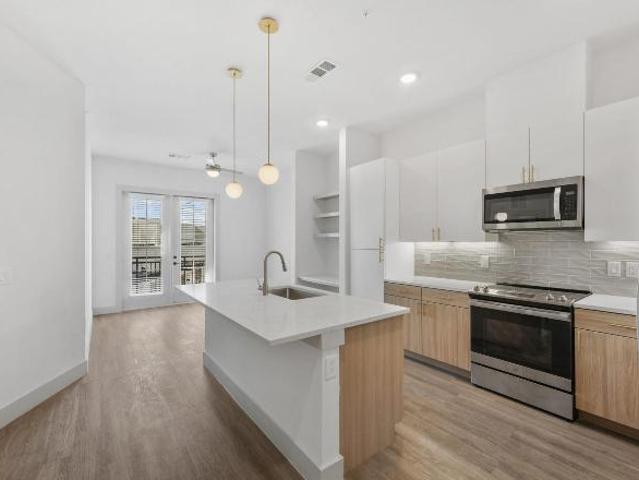 2 Br, 2 bath, Apartment 5750 Cotton Gin Rd