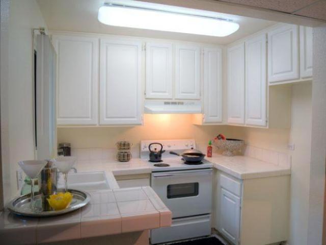 2 Br, 2 bath, Apartment 5727 Canoga Avenue
