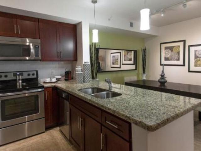 2 Br, 2 bath, Apartment 5971 Toscana Drive