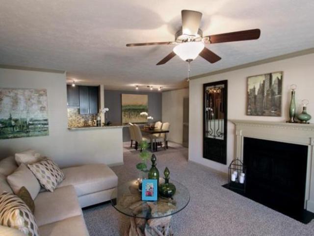 2 Br, 2 bath, Apartment 5900 Suffex Green Ln NW