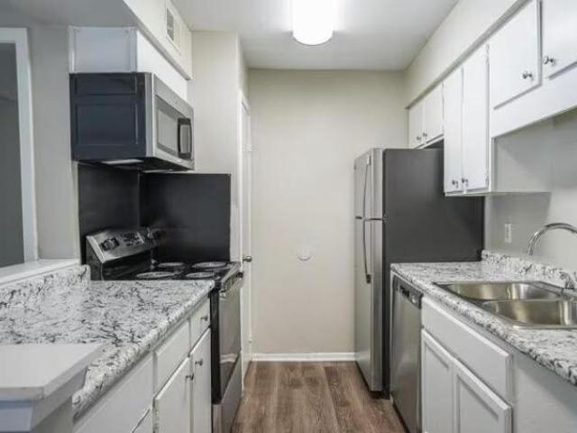 2 Br, 2 bath, Apartment 600 Northpointe Pkwy