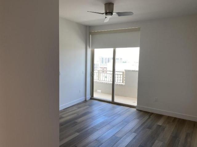 2 Br, 2 bath, Apartment 60 Minorca Avenue