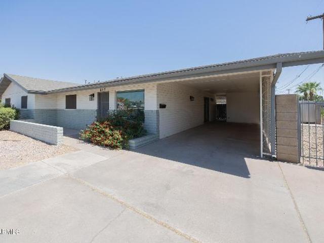 2 Br, 2 bath, Apartment 617 E Brown Road
