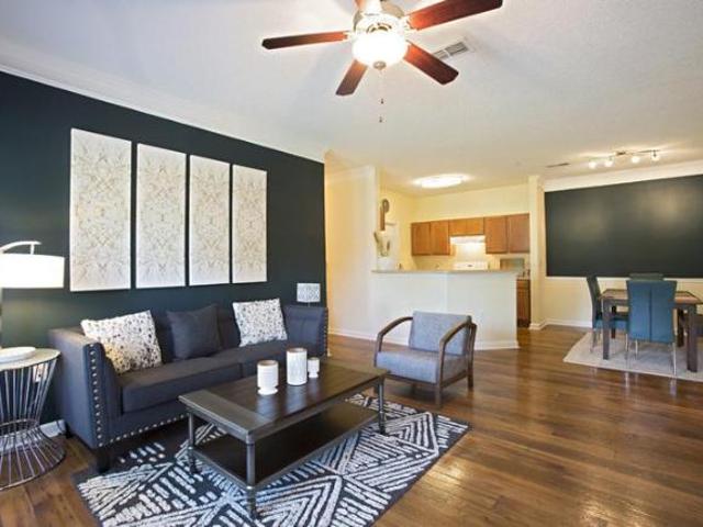 2 Br, 2 bath, Apartment 6114 Riverdale Rd