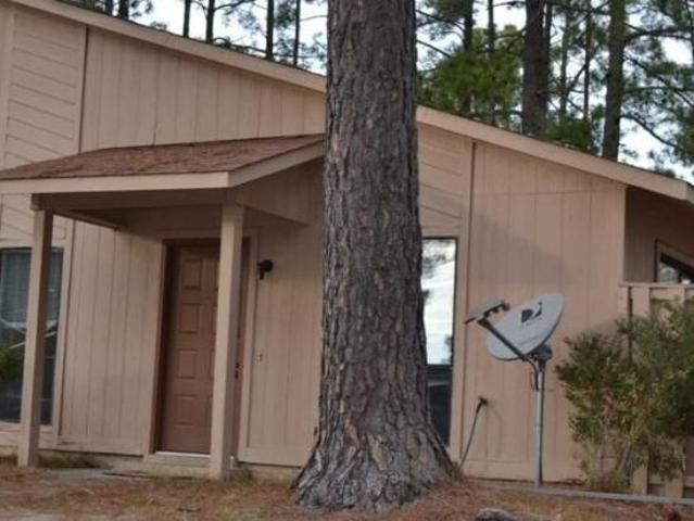 2 Br, 2 bath, Apartment 613 Mosswood Lane
