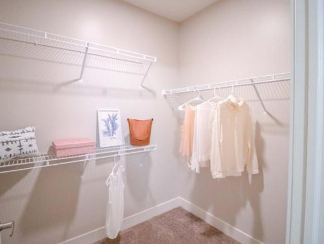2 Br, 2 bath, Apartment 625 Riverside Dr