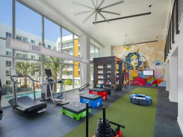 2 Br, 2 bath, Apartment 6263 Topanga Canyon Blvd